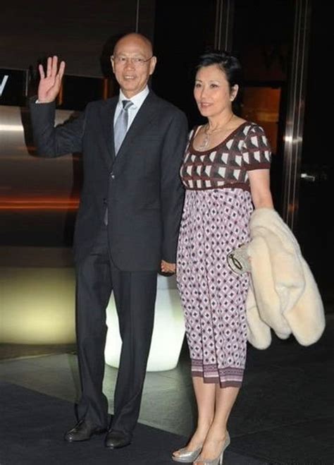 有種愛情叫汪明荃與羅家英：戀愛21年，求婚19次，60歲結婚 壹讀