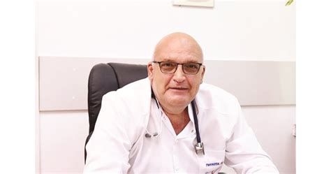 Д р Николай Брънзалов Изявата на здравния министър беше грешка 24 Здраве