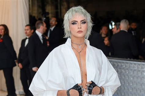 Cara Delevingnes Sexual Orientation Debunking Rumors And Unveiling
