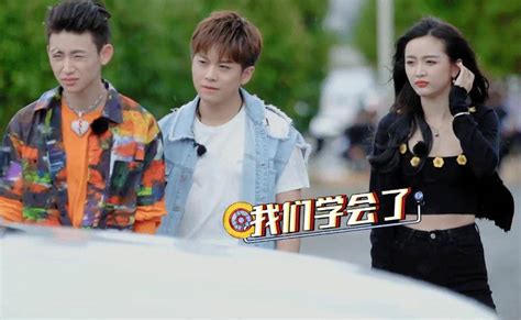 明星学车便利多：不带身份证也可以，第二天就能补考搜狐汽车搜狐网