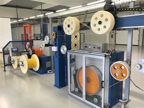 Linia produkcyjna Simplex i Duplex z włókien światłowodowych 150m min