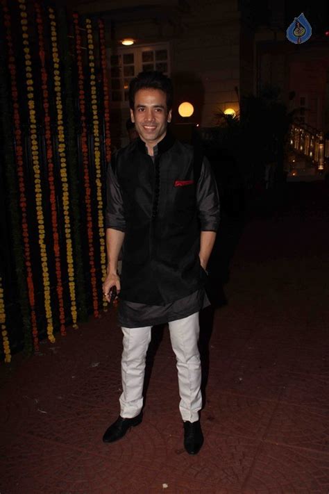 Celebrities At Ekta Kapoor Diwali Party Photo 26 Of 29