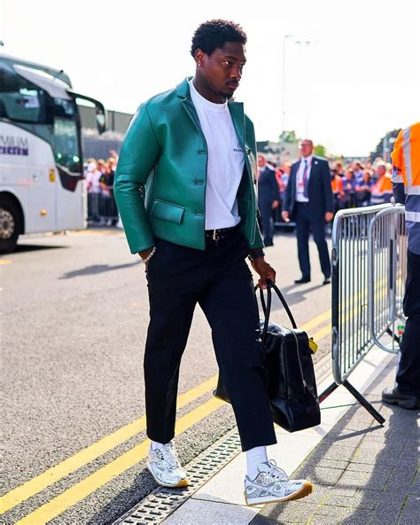Top Male Celebrities Styles We Spotted On The Stars Last Week