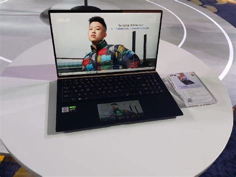Begini Tampilan Asus ZenBook Pro Duo Dan ZenBook Duo Untuk Para Profesional Dafunda Com
