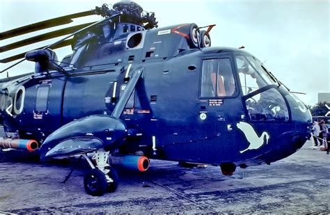 Airfix Westland Sea King HAS 1 1 48 Build Review Scale Modelling Now