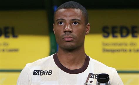 R 49 Milhões Após De La Cruz Flamengo Pode Contratar Mais Um Craque
