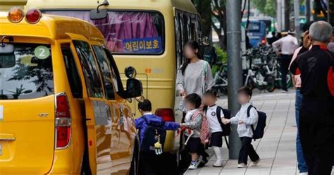 李 정부서 학원 교습시간 제한·유치원 의무교육 지정 등 필요