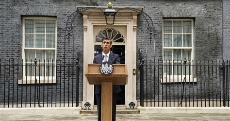 Rishi Sunaks Recycled Lectern Is Dubbed Bad Omen…