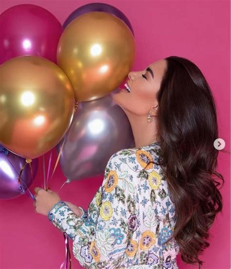 هن من هي البلوجر روان بن حسين؟ تزوجت مغتصبها وتعاني من مرض خطير