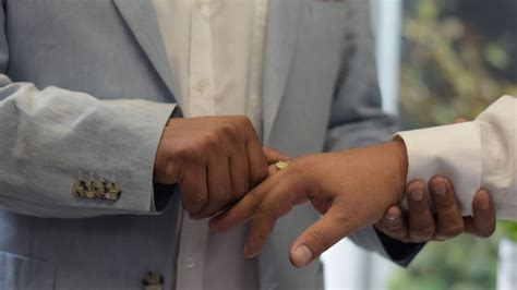 El Vaticano Recula Sobre Parejas Homosexuales Bendición No Supone