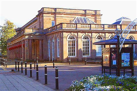 Visit Leamington Spa Art Gallery And Museum