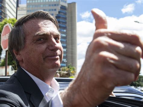 Tava Doidão Relembre Cinco Vezes Em Que Bolsonaro Atacou O Sistema