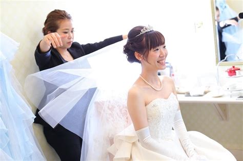 挙式前のお支度シーンで撮っておきたい写真8枚 Marry マリー