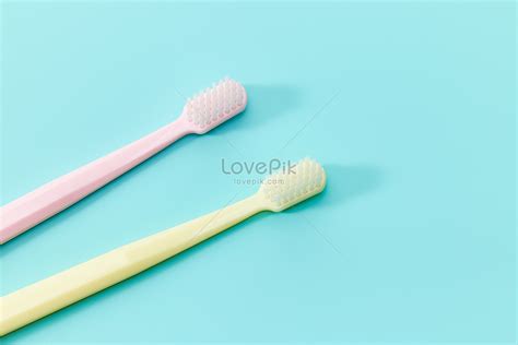 두 개의 컬러 칫솔 사진 무료 다운로드 Lovepik