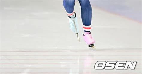 [사진]1500m 1위로 들어오는 강수민