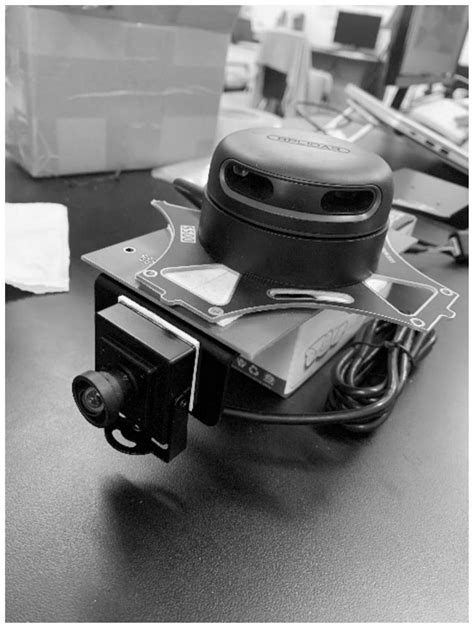 End To End Monocular Vision Obstacle Avoidance Method Based On Serial