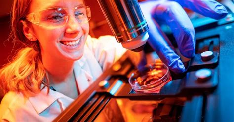 Human Brain Organoids Implanted Into Mouse Cortex Respond To Visual