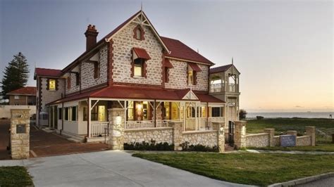 Forrest Plan To House Syrian Refugees In Cottesloe Mansion