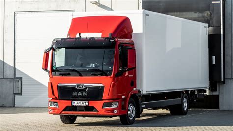 All New 2022 MAN TGL Distribution Truck Test Drive And Presentation