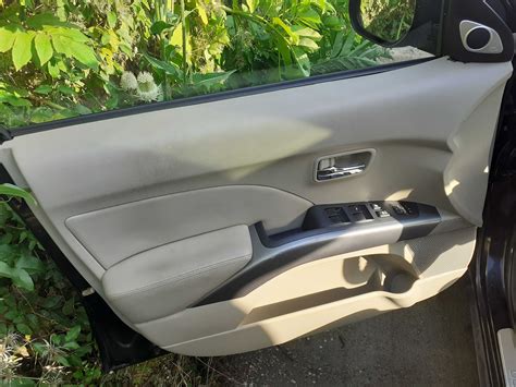 Mitsubishi Outlander Митсубиши Аутлендър гр София Суходол • Olx Bg