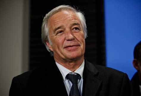 François Rebsamen prédit une hausse des impôts