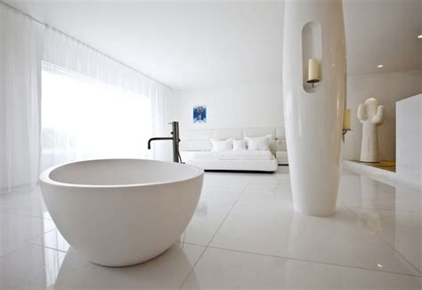 Freistehende Badewanne Für Eine Luxuriöse Badezimmereinrichtung