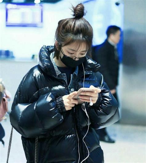 Pin by Down Crazy on ダウンフェチ Puffer jacket women Winter jackets