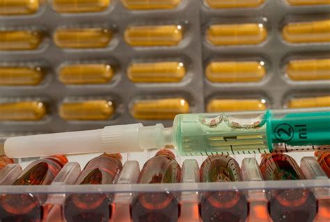Vitamin B12 Injection Benefits And Risks