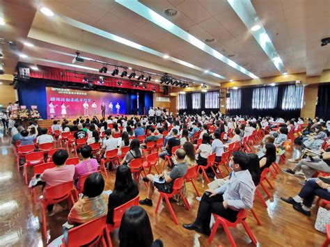 澳門培正中學 高中畢業典禮莊重溫馨