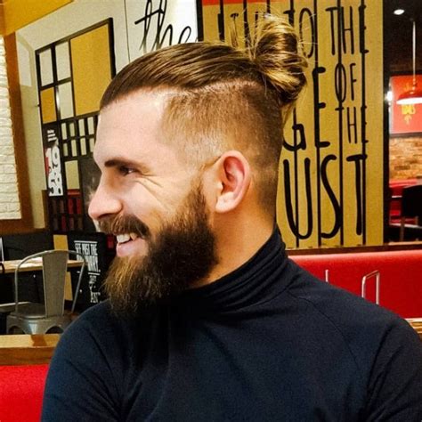65 Modern Top Knot Hairstyles For Men 2025 Trends Machohairstyles