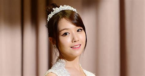 [t포토] 민아 눈빛에 빠져들겠네 걸스데이 쇼케이스