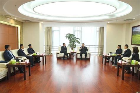 张海波会见农行甘肃省分行姜海洋一行澎湃号·政务澎湃新闻 The Paper