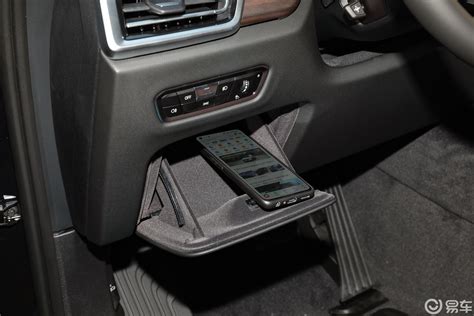 【宝马x5改款 Xdrive40li M运动套装主驾驶位图片 汽车图片大全】 易车