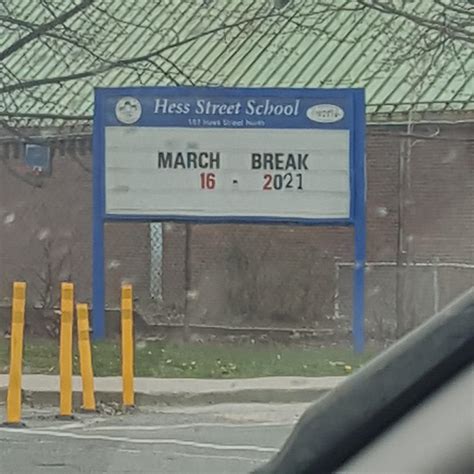 Not Promoting Graffiti But This Is Pretty Clever Hamilton Scrolller