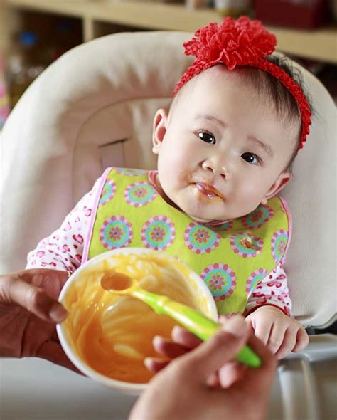 Chế độ ăn các nhóm chất dinh dưỡng cần thiết cho bé tuổi