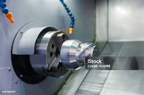 Cnc 기계 장비 Cnc 장치에 대한 스톡 사진 및 기타 이미지 Cnc 장치 기계 가공 대형 Istock