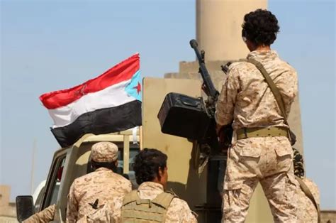 تفجير مدينة الضالع قتلى وجرحى في هجوم بصاروخ استهدف عرضا عسكريا