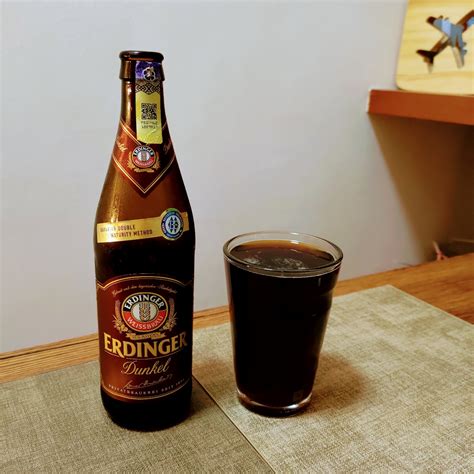 Erdinger Dunkel Reviews | abillion