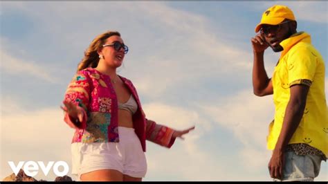 Chopin Papi Me Enseño Official Music Video Ft Lou Youtube