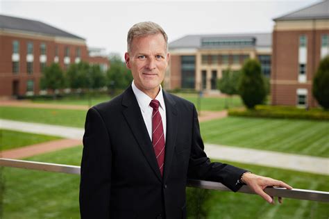 Meet Dr Dondi Costin