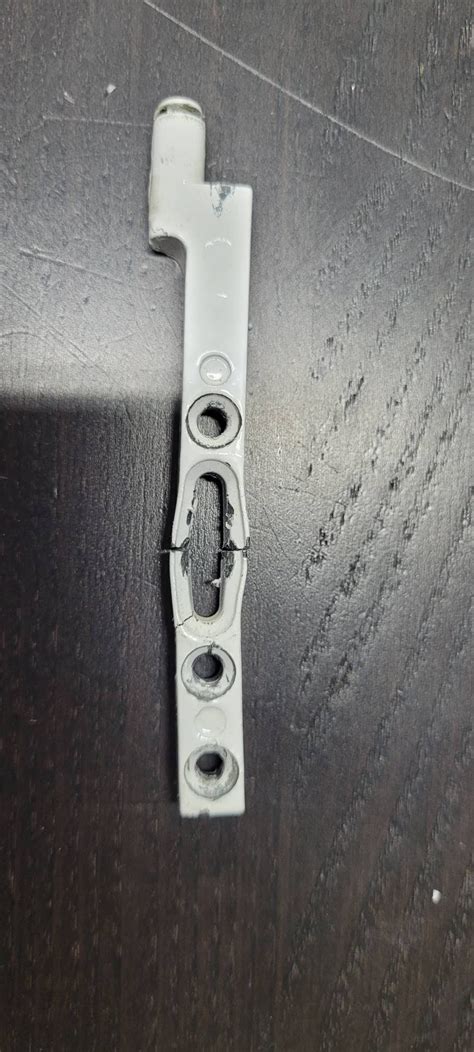 Mounting Sliding Window Part Broken Home Improvement Stack Exchange Mounting Sliding Window Part Broken Home Improvement Stack Exchange