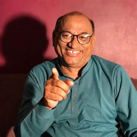Actor Hitesh Thaker Biography News Photos Videos Nettv4u