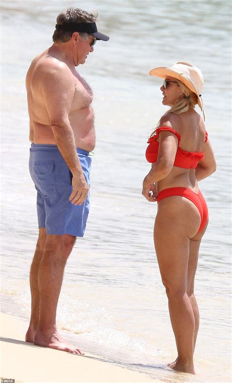 Belichick Linda Holliday Bikini