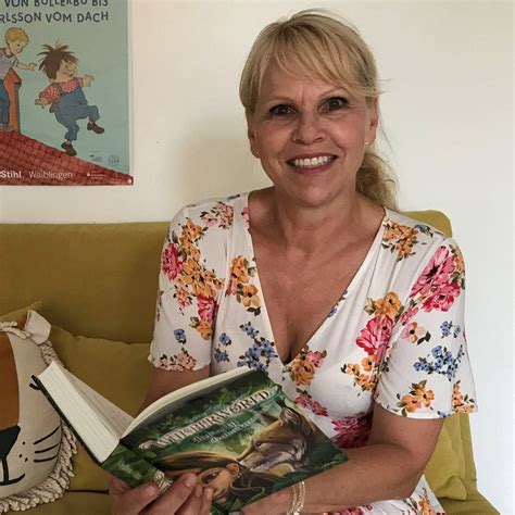 Die Kinder Und Jugendbuchautorin Barbara Rose Aus Der Region Stuttgart