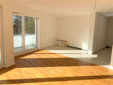 Moderne 2 Zimmer Penthouse Wohnung mit großer Dachterrasse