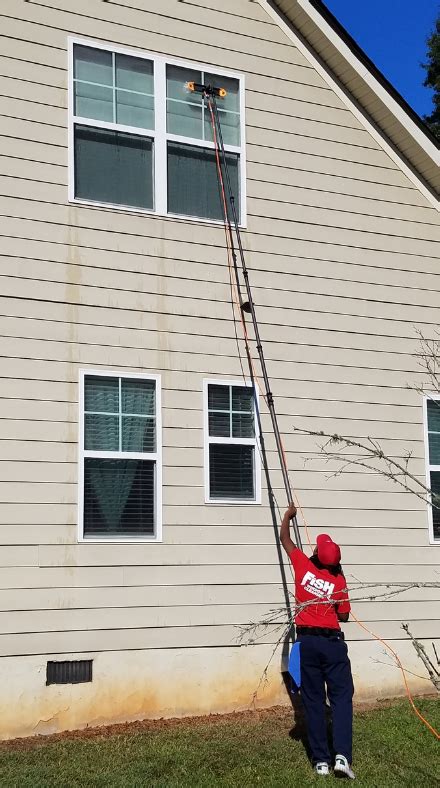 Clean Windows Without Streaks 4 Tips Fish Window Cleaning