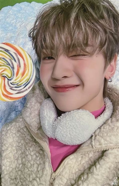 ୭ 🧷 ˚ 🎀