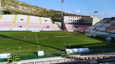 Stadio Scoglio La Lega Pro Chiede Un Terreno Di Gioco Decoroso E