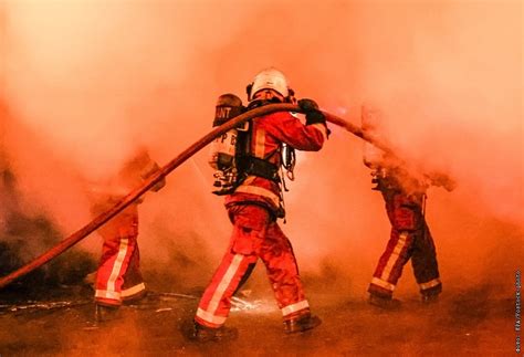 Беспорядки во Франции