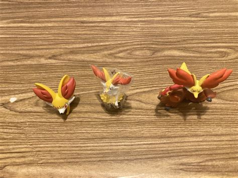 Mavin Pokemon Tomy Cgtsj Figure Nintendo Fennekin Braixen Delphox